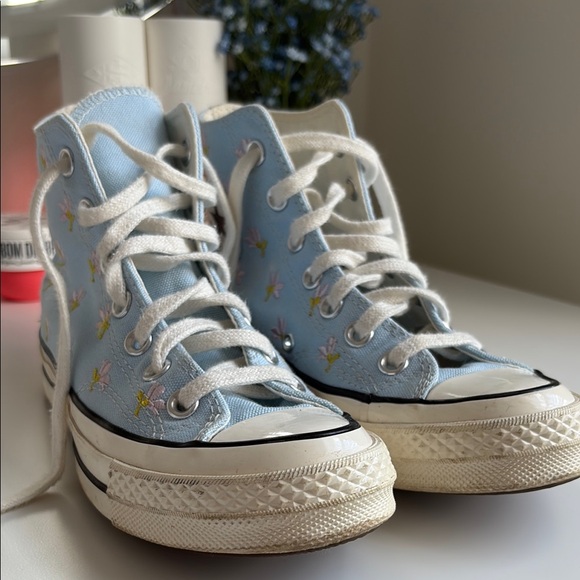 Converse | Shoes | Converse Pastel Blue Floral Hightop Sneakers | Poshmark
